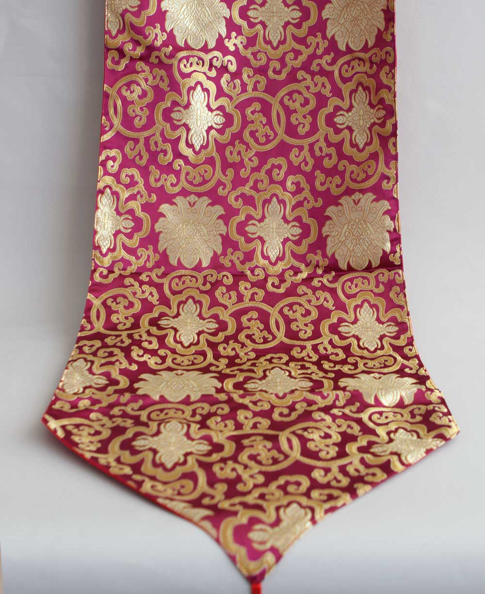 Brocade Altar Mat or Table Runner, Plum – Buddha Groove